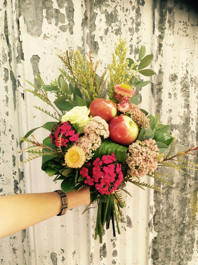 1609-10 Fleurs et Pommes - Fleuriste Solange Roy - UTOPIA